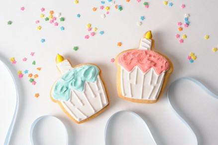 Emma Cupcake Cookie Favors | The Flour Pot