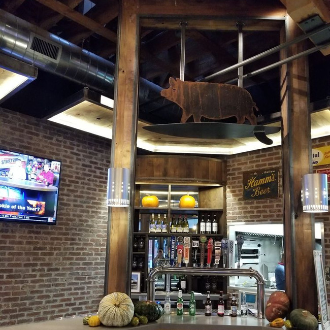 Mo's BBQ | Sandes Studio: Design & Construction