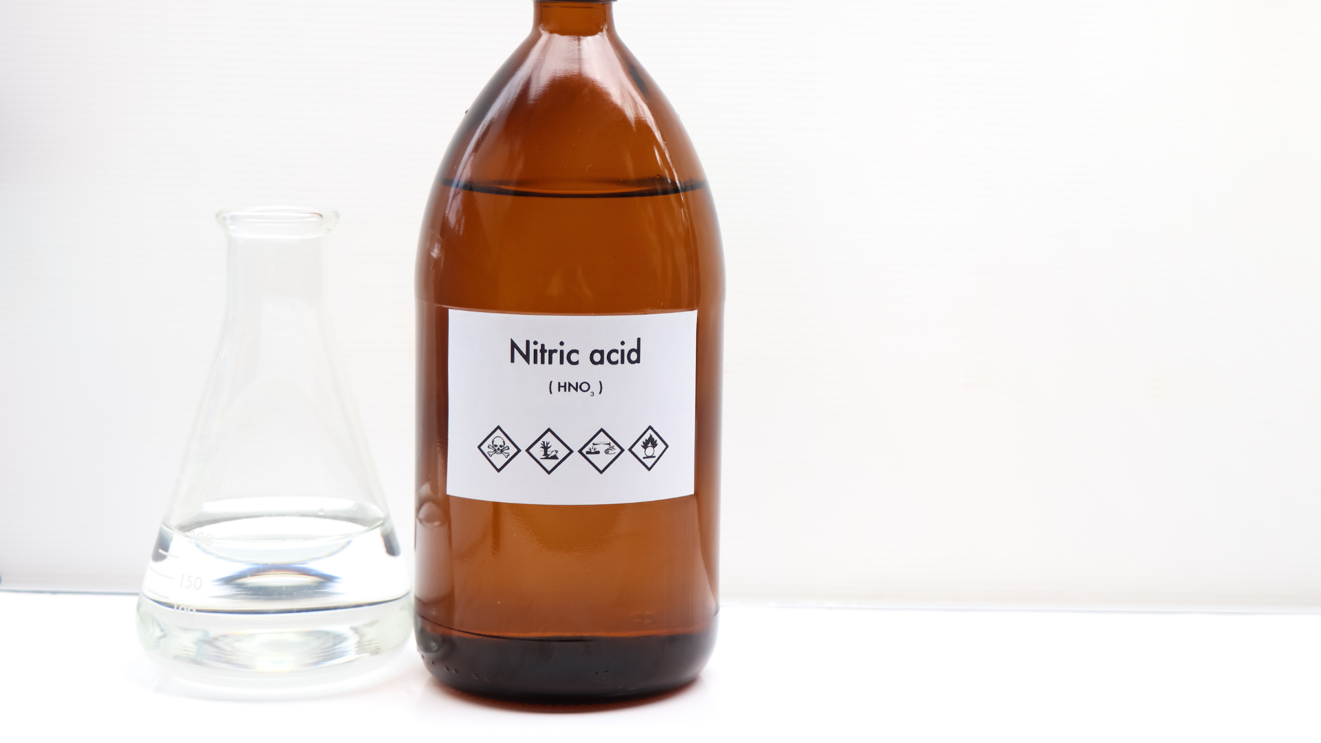 Blue Grass Chemical: Supplier of 30% Nitric Acid Solution