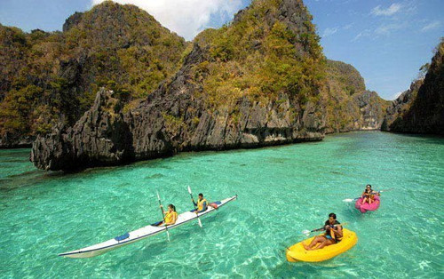 BORACAY KAYAK ISLAND HOPPING PACKAGE | D Asia Travels