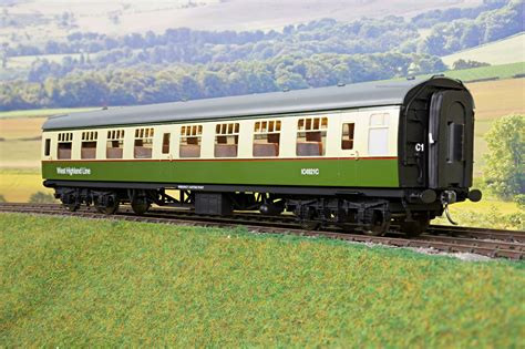 Coaches | Thunderbolt Models