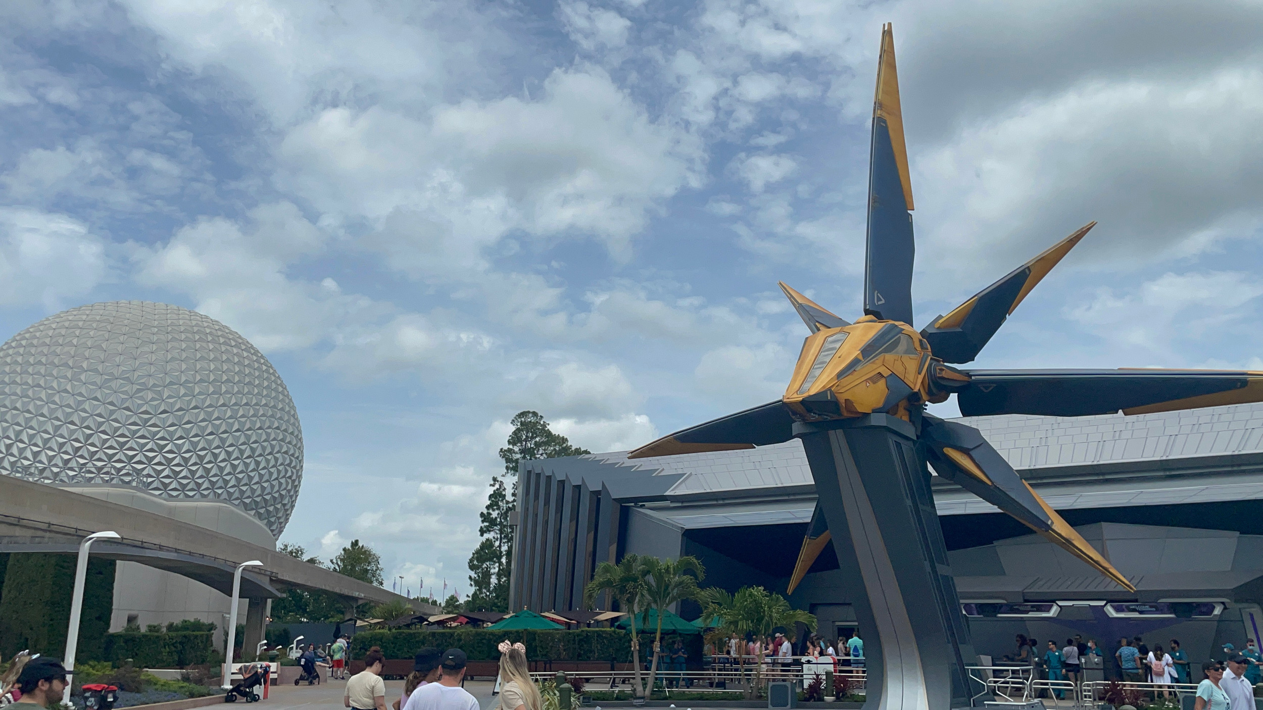 Outdoor Queue Set Up For Guardians Of The Galaxy: Cosmic Rewind
