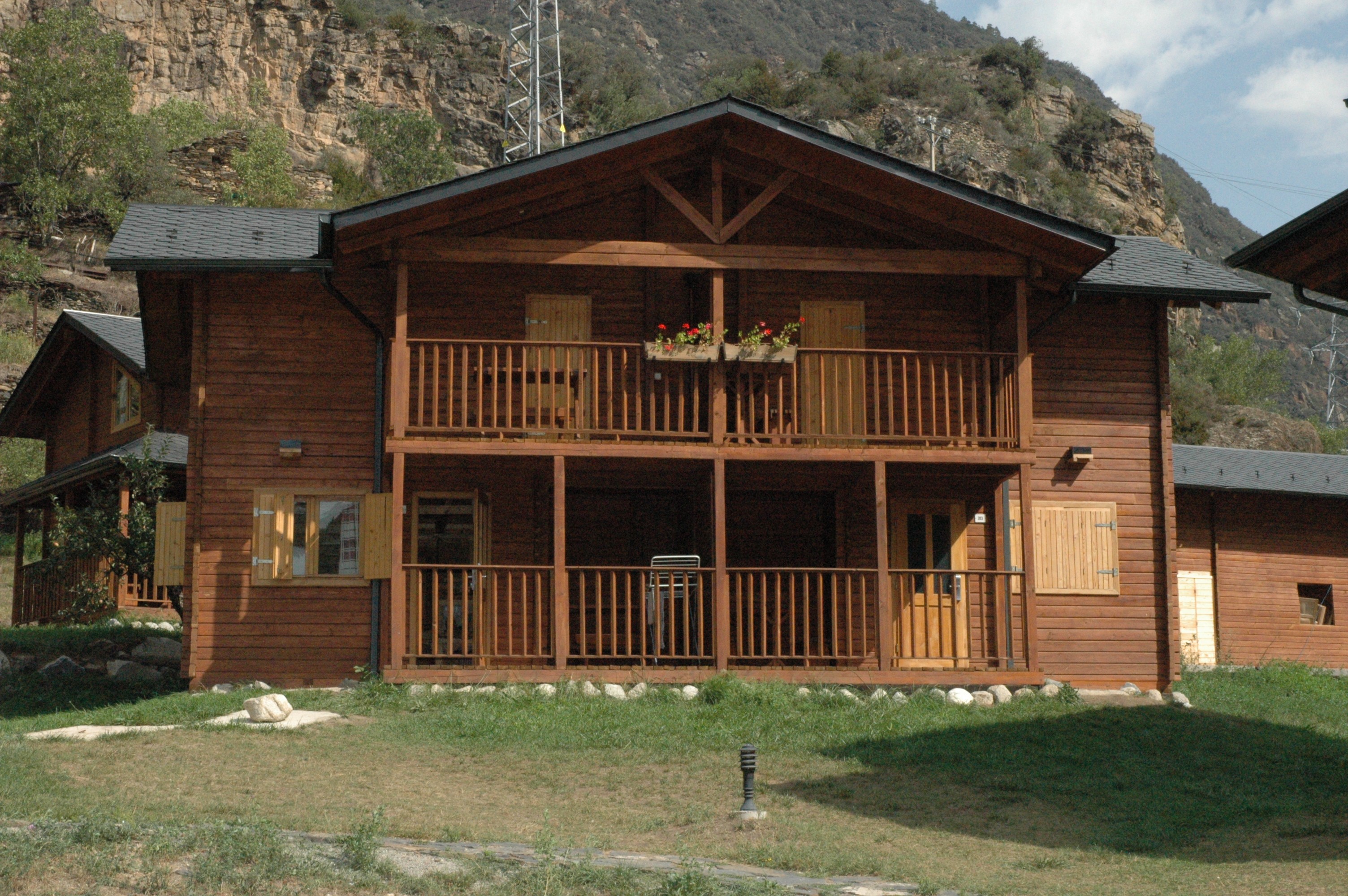 BUNGALOWS.CAST | fronterapark