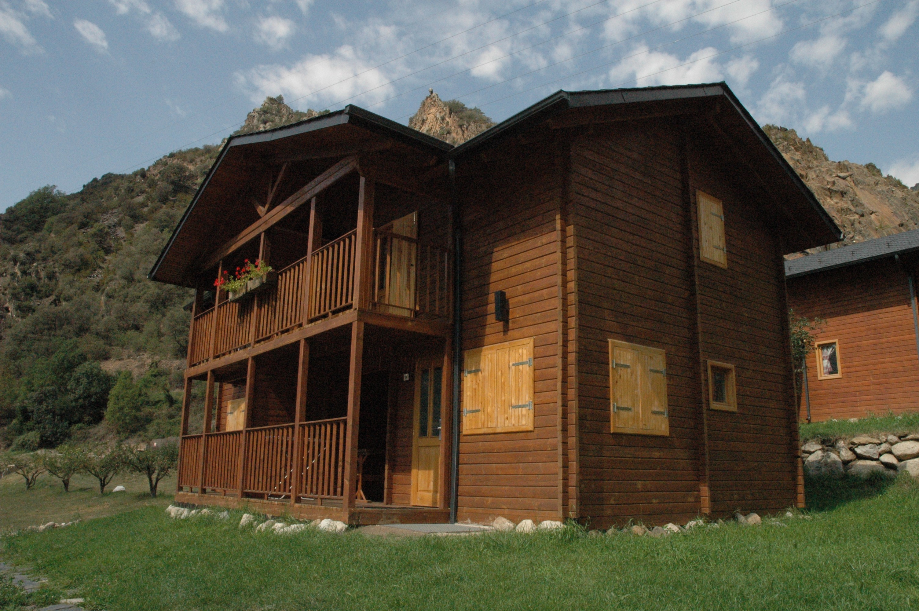 BUNGALOWS.CAST | fronterapark