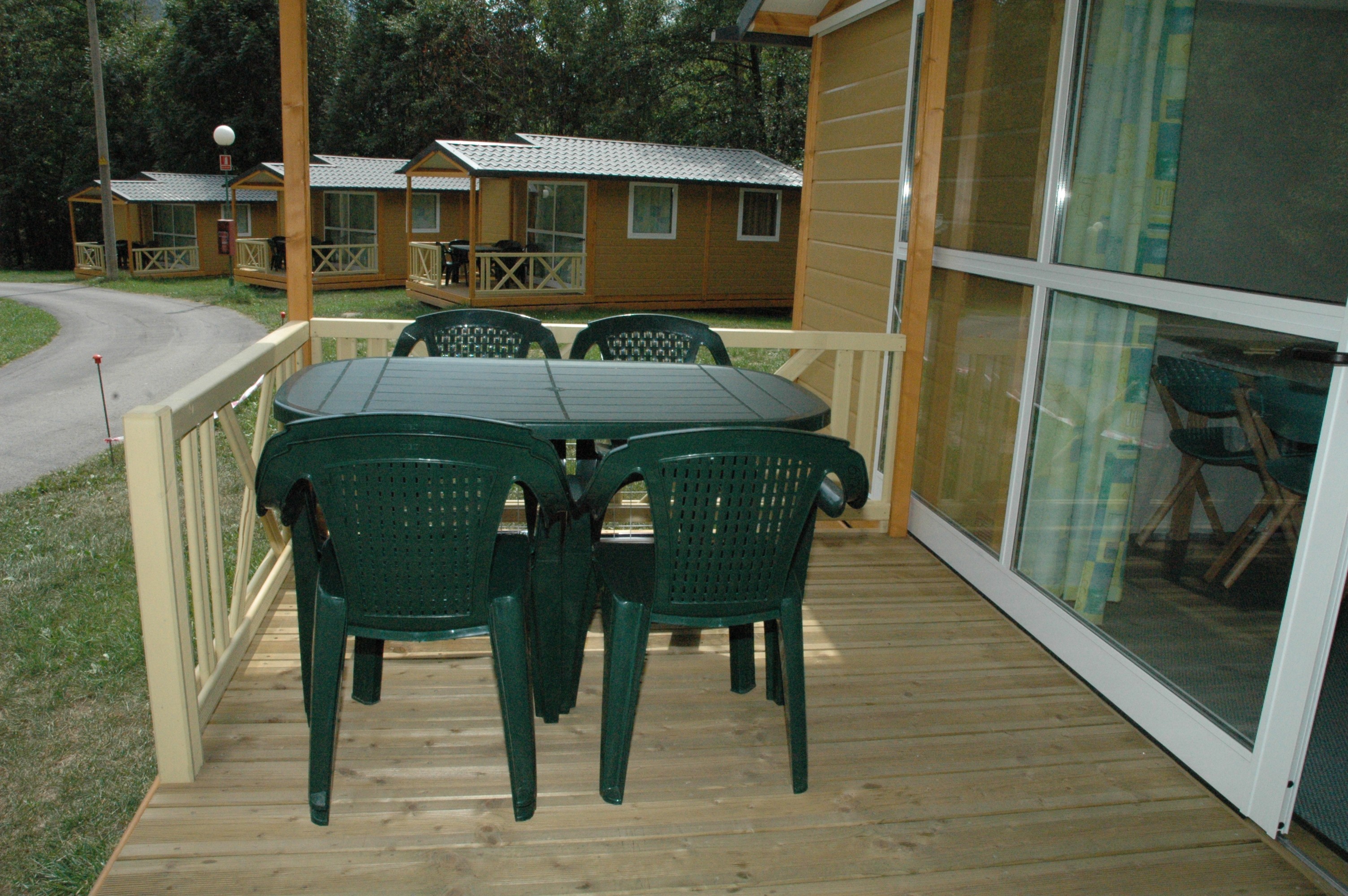 BUNGALOWS.CAST | fronterapark