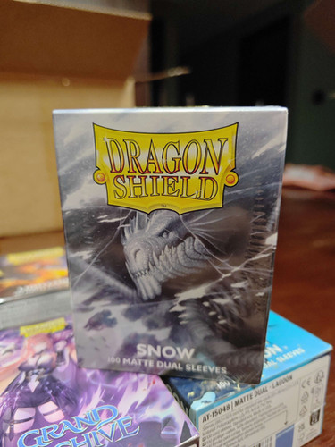 Dragon Shields: (100) Matte Dual - Snow | Mithrandir