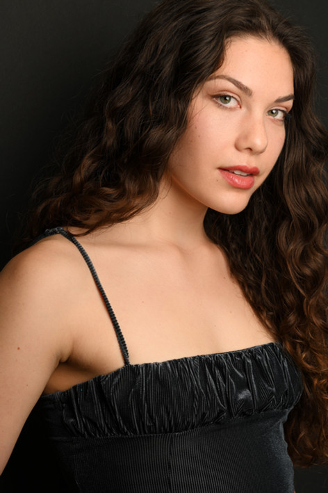 HOME | Thea Valerie Headshots