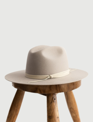 SANDRO | Americo Hat Company