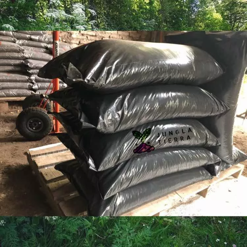 Tierra Negra Abonada. Bolsa 25 Lts | jardinero pablo