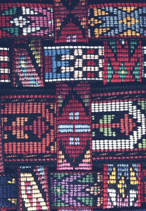 Art of the Loom: LOOM% A STORY WOVEN IN TIME