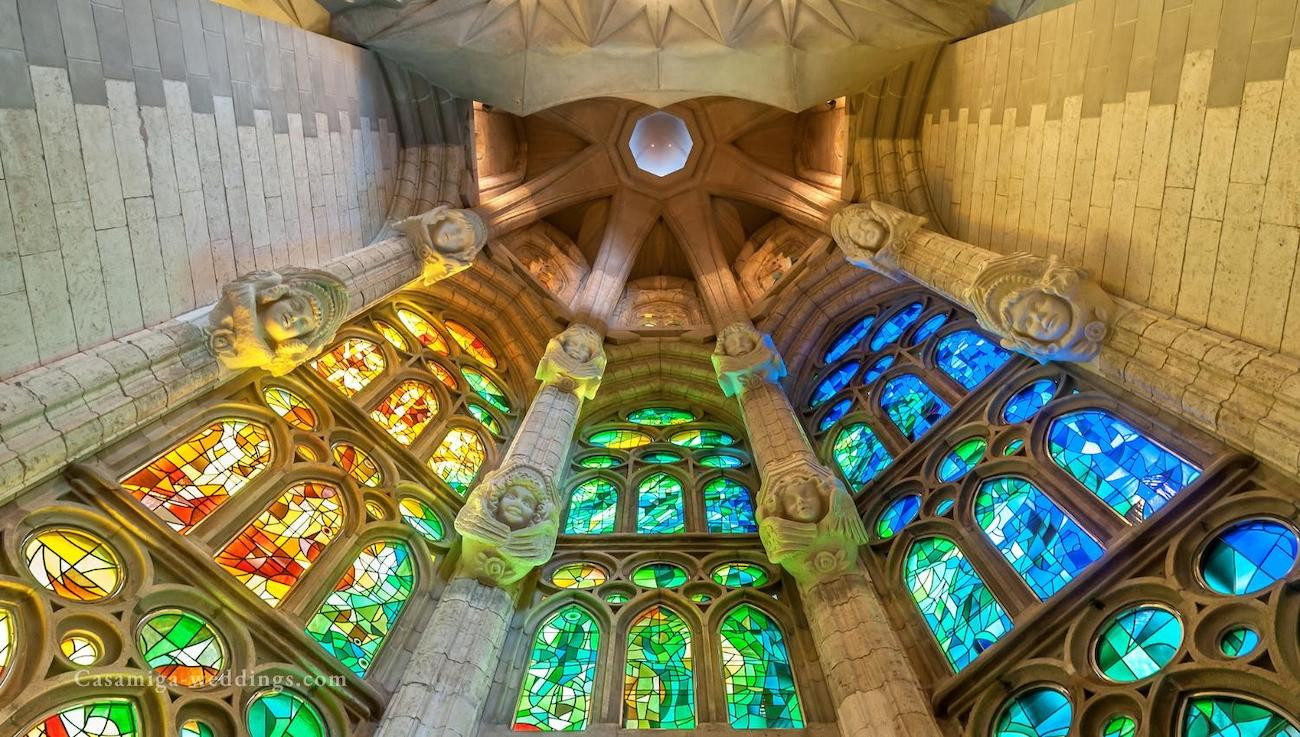 Dream Weddings in Spanish Cathedrals | Casamiga Wedding Barcelona ...