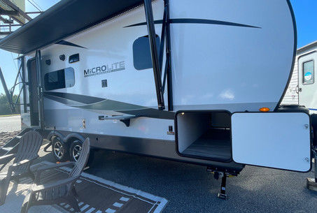 Flagstaff MicroLite 22FBS