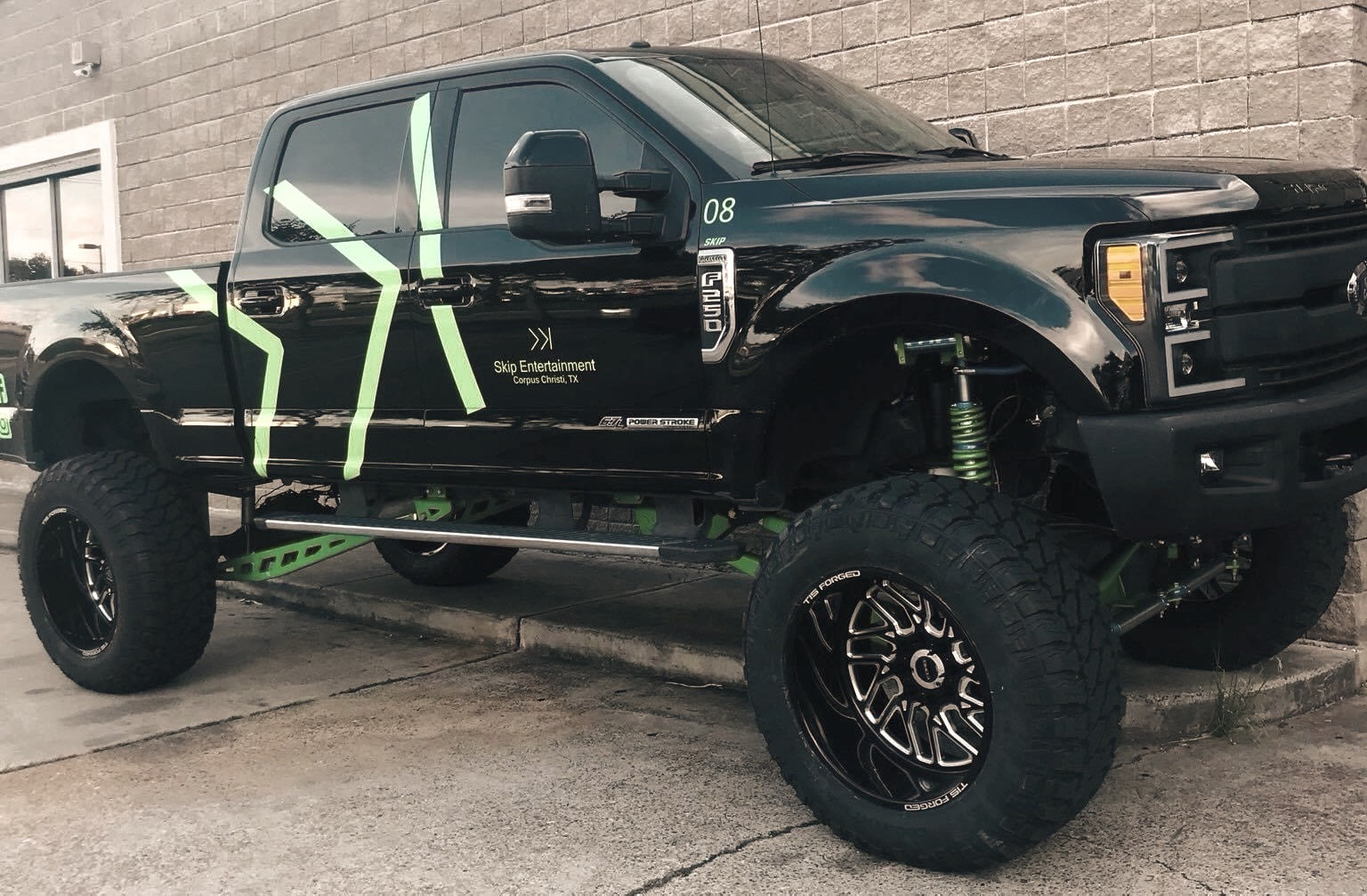Custom Truck Shop | Tx Truck Masters | Corpus Christi