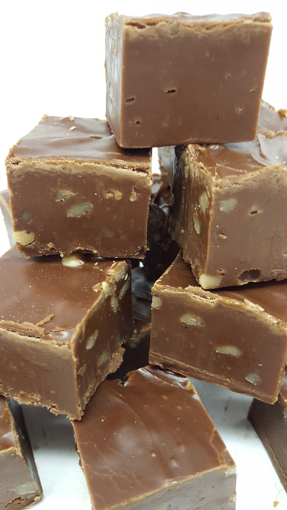 Famous Fudge | yeoldepeppercandy