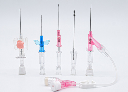 Safety IV Catheter - SafeClip | Qlife Medical