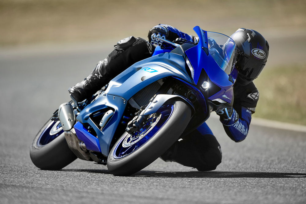 Yamaha R7 - The Twin Cylinder Sports Renaissance Starts Now