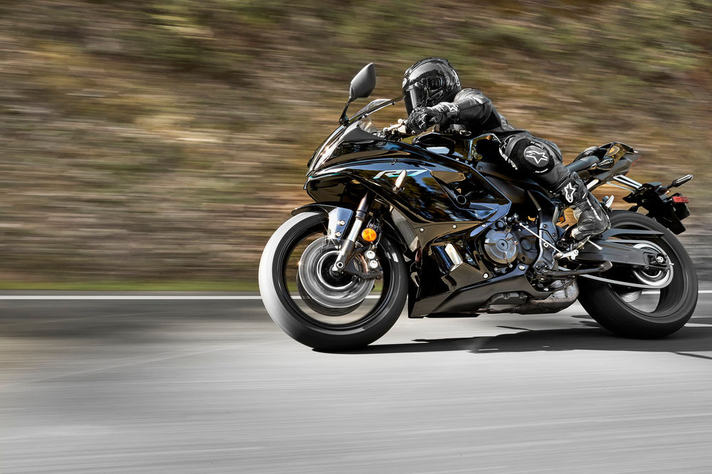 Yamaha R7 - The Twin Cylinder Sports Renaissance Starts Now