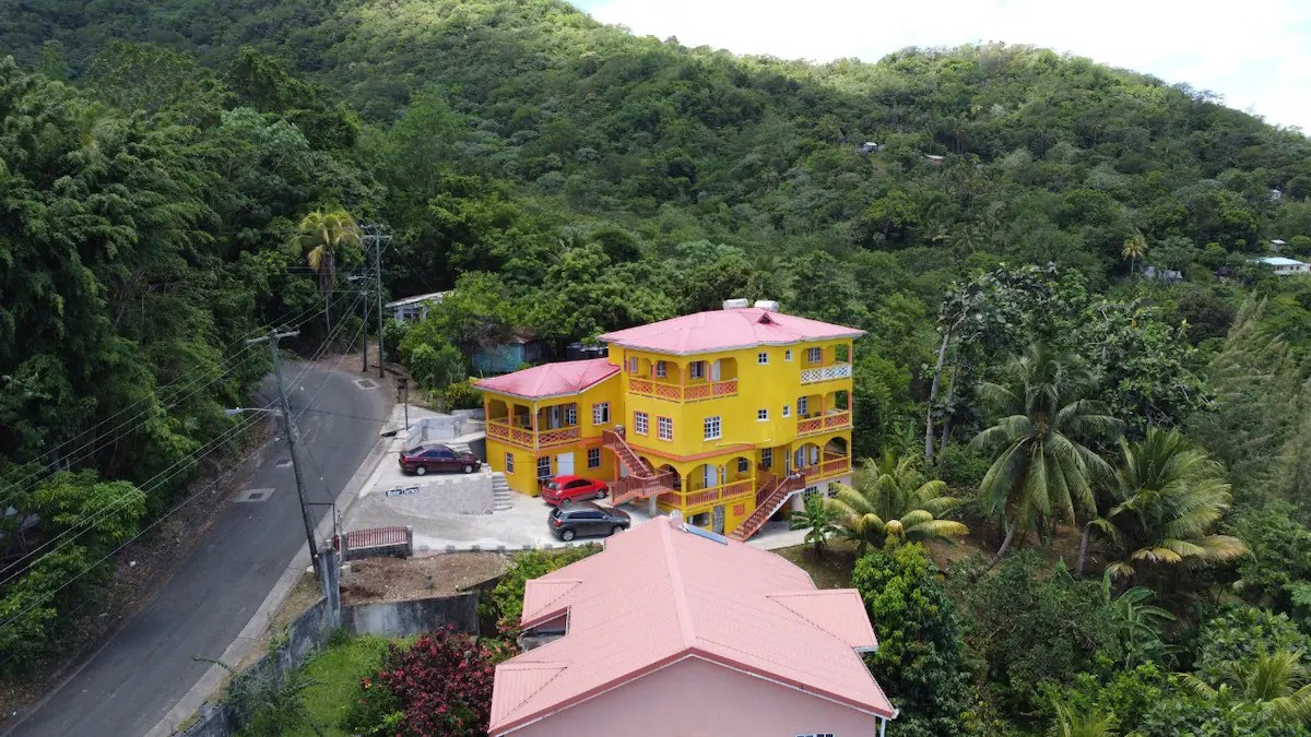 Monier Terrace | Islandercars