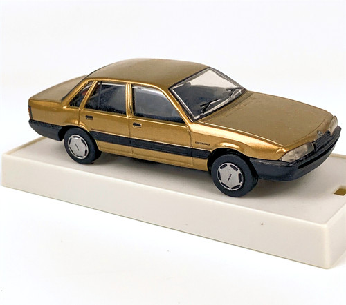 TRAX TR16 1986 Holden VL Commodore Sedan diecast model car | Mini World ...