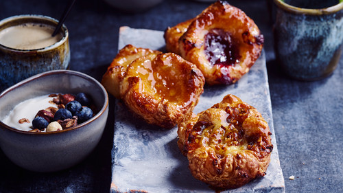 Plant-based - mini Danish crown mix | Pivotal Foods