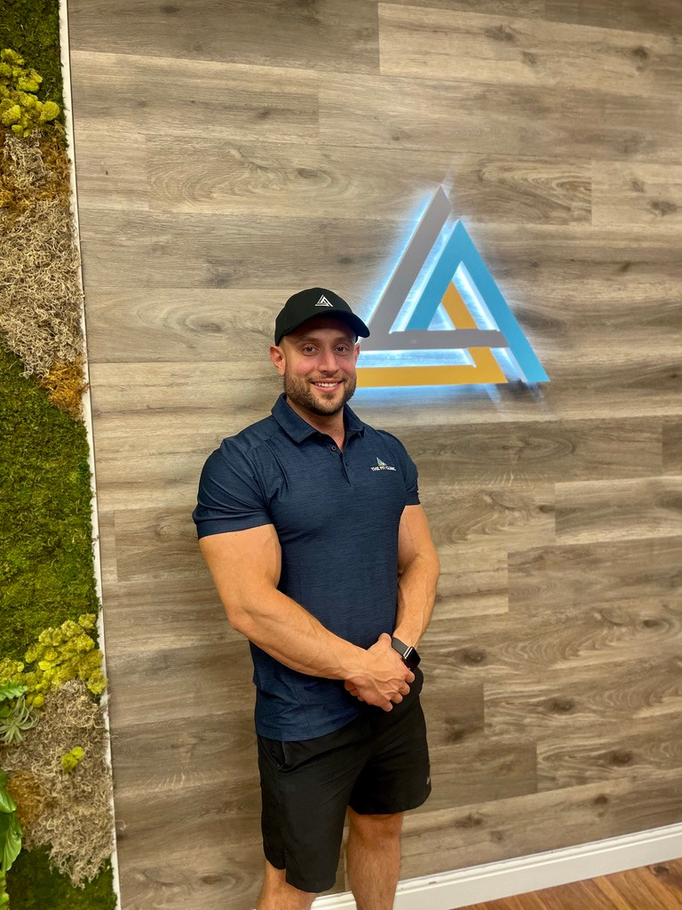 Mike Shmakov | The Fit Clinic