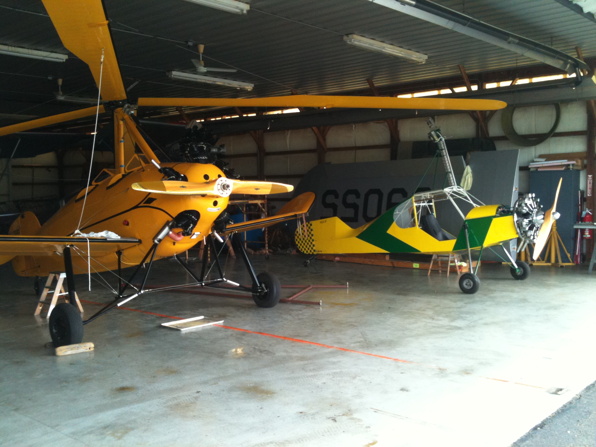 Auto-Gyro With Radial Engines