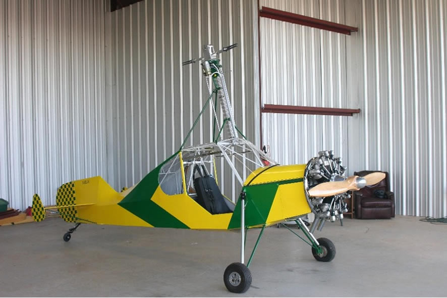 Auto-Gyro With Radial Engines