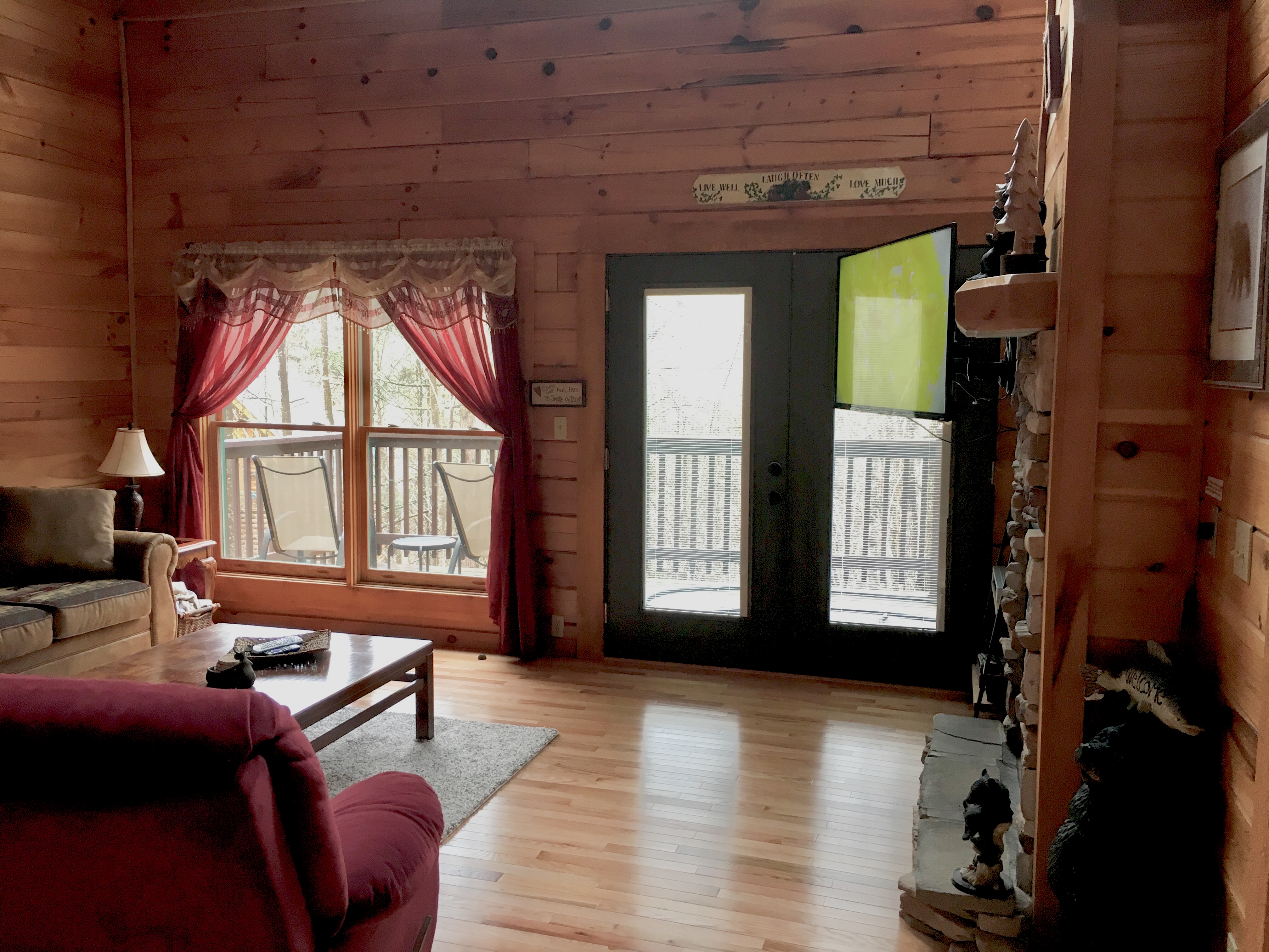 Relaxing Retreat Cabin | Cozy Cabin | Gatlinburg