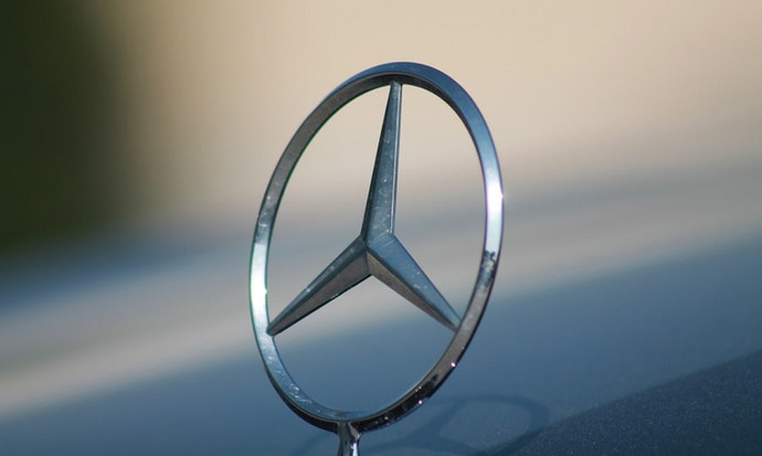 Mercedes Benz S500
