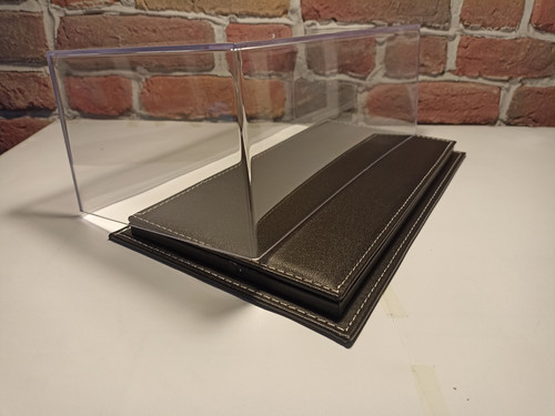 BLACK LEATHER BASED PLEXY EXHIBITION BOX (CASE) | diamondhobby-showcas