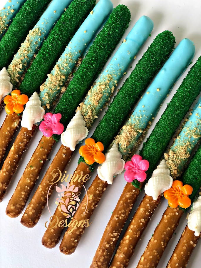 CUSTOM TREATS | Divine Designs