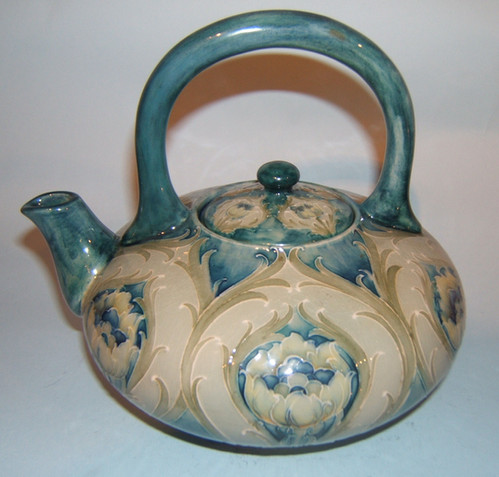 Moorcroft Early Florian ware Teapot | Mysite