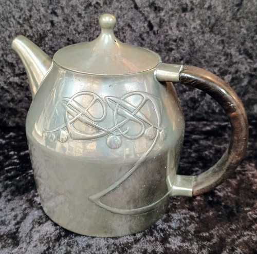 Archibald Knox Teapot | Mysite