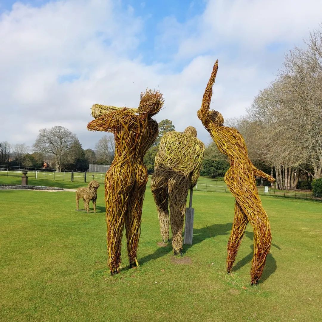 Jo Sadler Willow | Forged in Willow