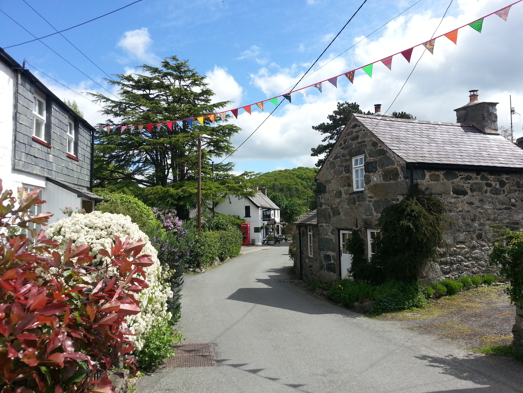 Holiday cottage- accomadation-places to stay-Rowen- Snowdonia- Conwy-N