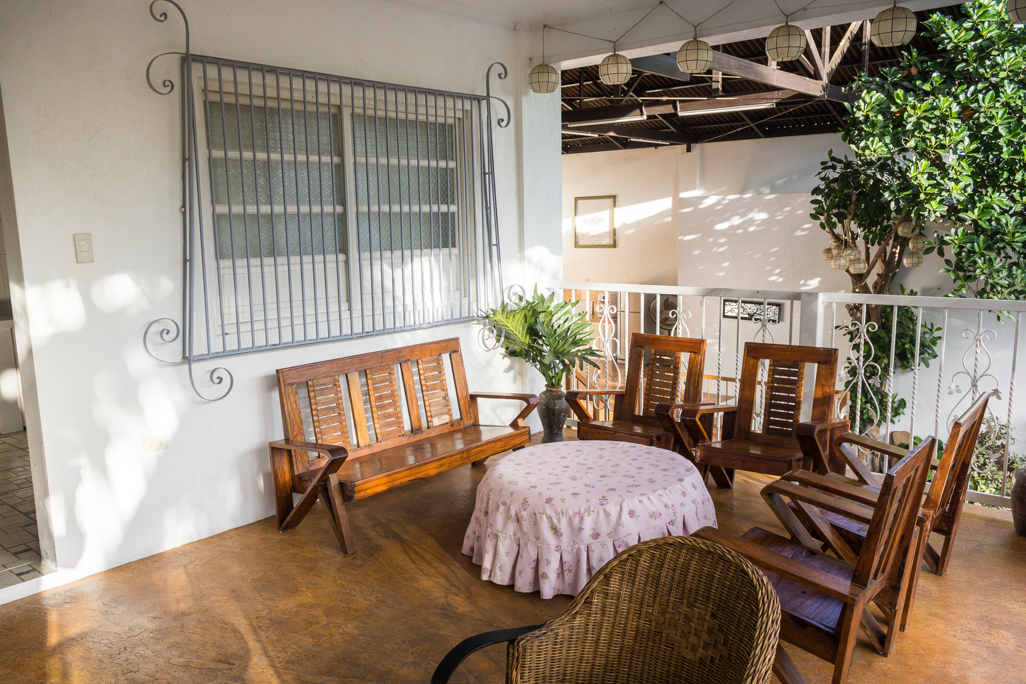 FAMILY HOUSE | bungadbiluso