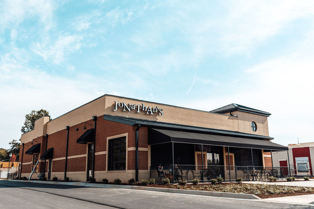 JONATHAN'S GRILLE TO OPEN IN EAST RIDGE OCTOBER