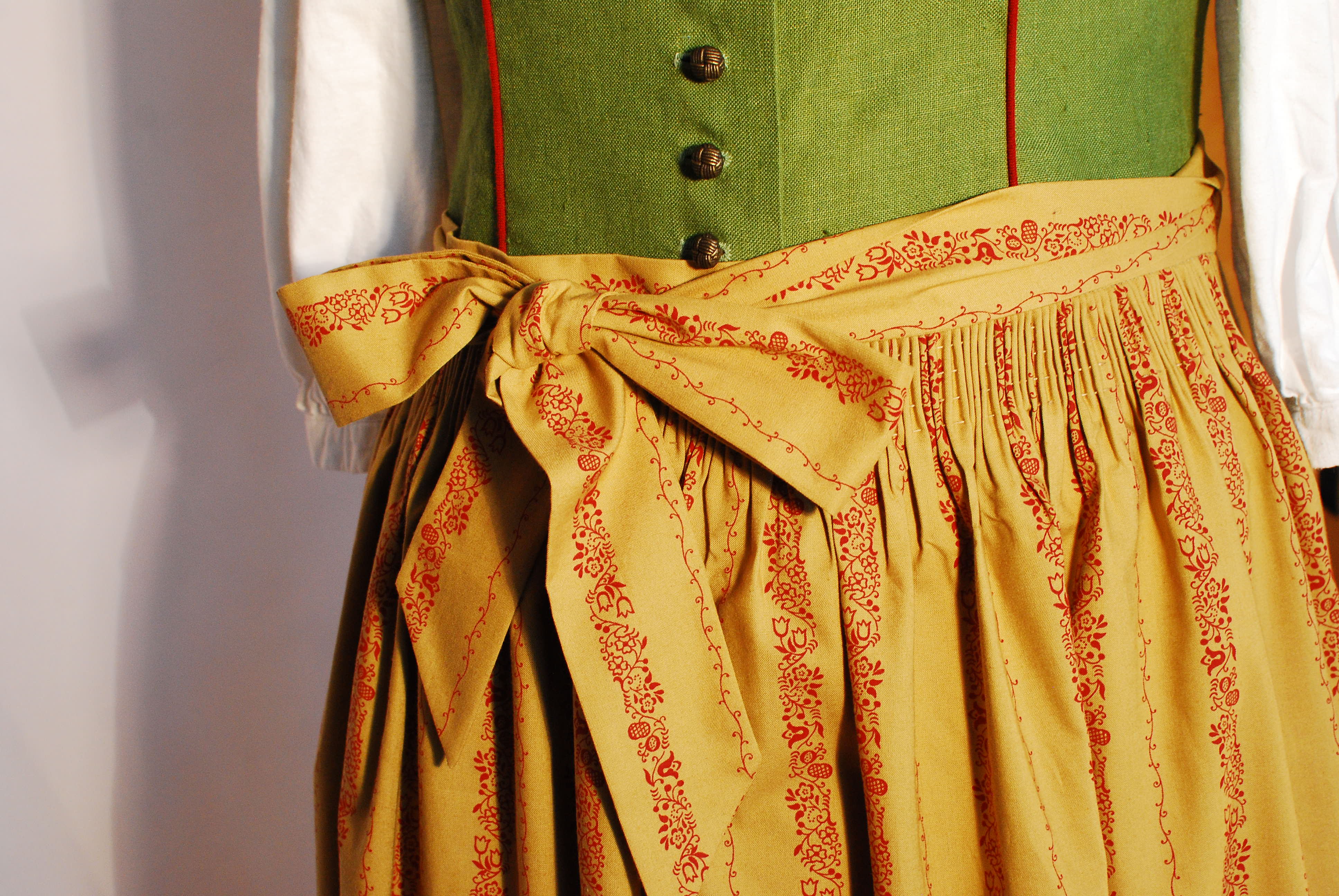 Trachten - Sonja Ortner-Neumayer - Schneiderei - Wels