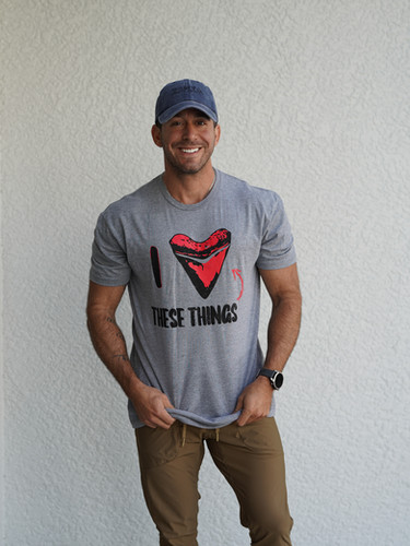 I 🖤 These Things T | I hunt dead things