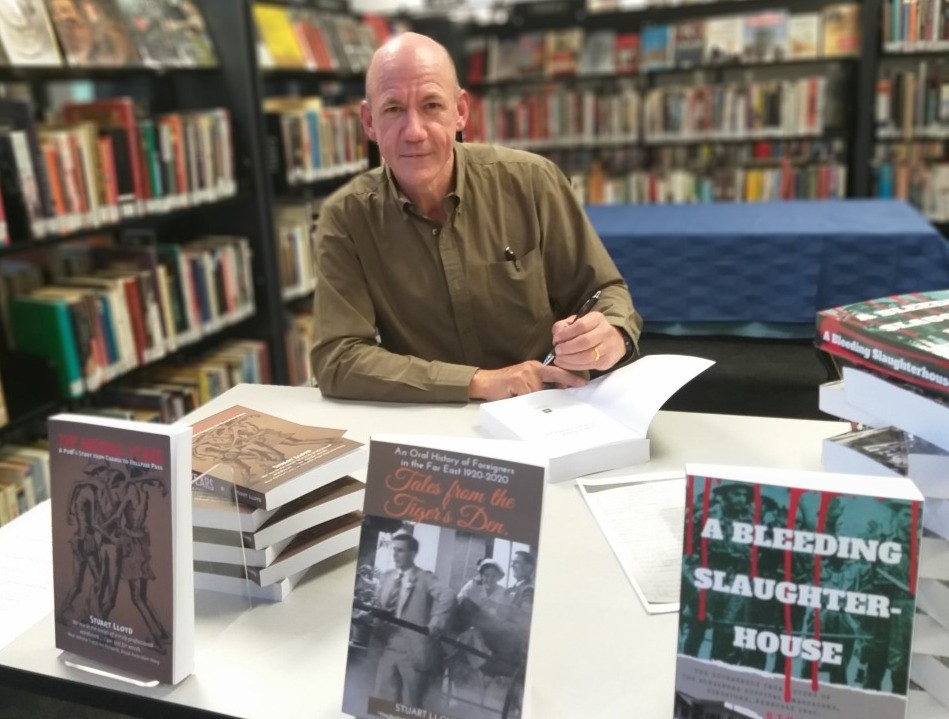 About/Contact | Stuart Lloyd Story