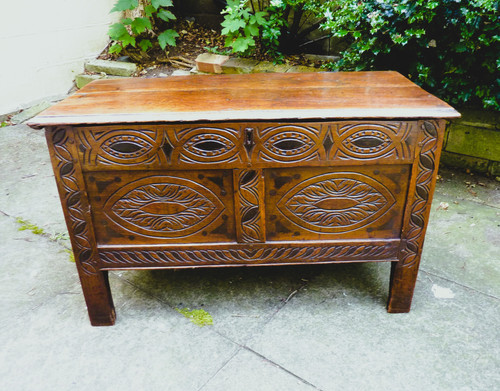 Small 17thC Cromwellian Dorsetshire Oak coffer | Medway Antiques