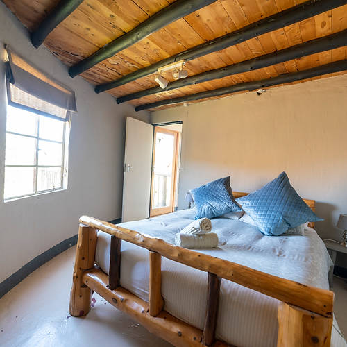 Accommodation | Khotso Lodge & Horse Trails