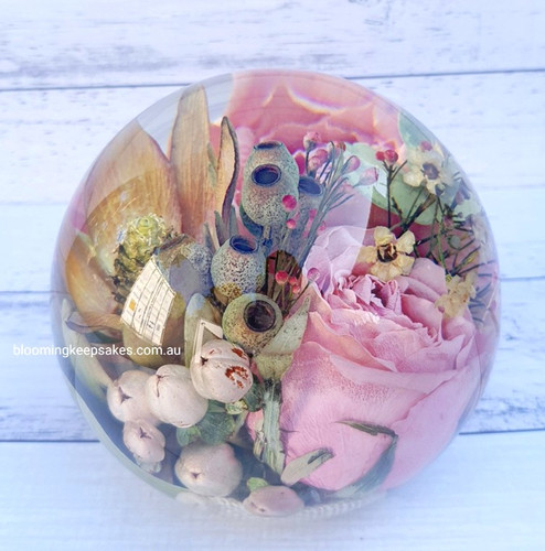 120mm Multi Flower Orb – Elegant Memory Keepsake