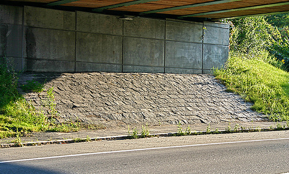 HEAVY DUTY PAVING BLOCK