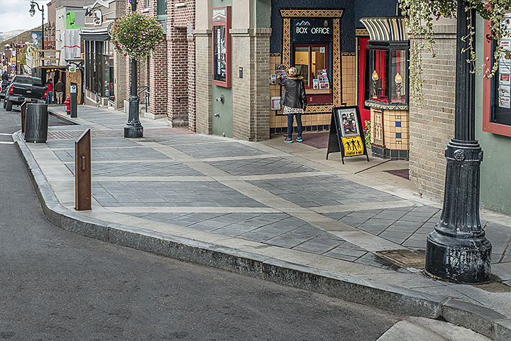 VERTICAL GRANITE CURBING