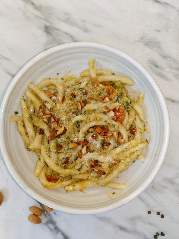 Busiate with Pesto Trapanese: a Sicilian dream!