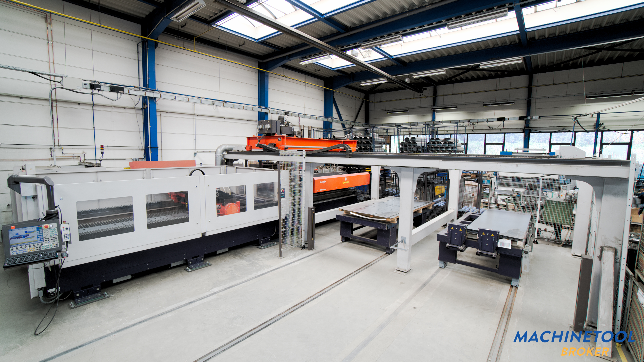 BYSTRONIC | BySprint 3015 mit ByTrans Automation