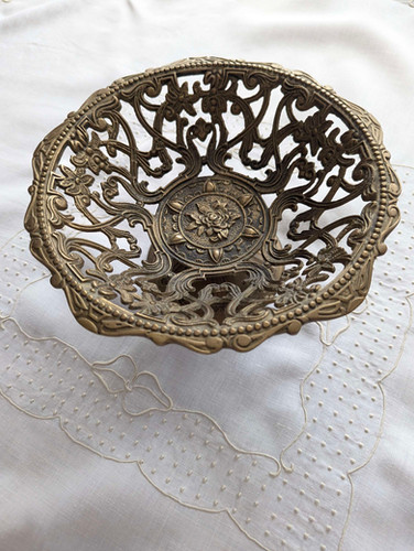 Vintage Italian Filigree Bowl in Brass on Pedestal 9.5in | chickadeevintage