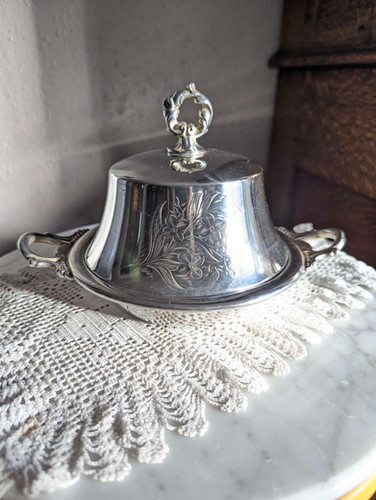 Homan Silver Plate Co Domed Butter Quadruple Plate Stamped 2015 1/2 ...