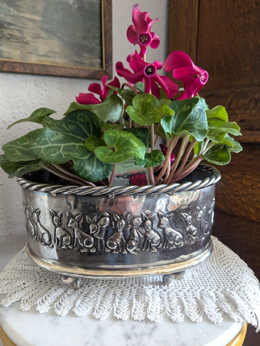 Vintage Silver Toned Repousse Footed Bowl Rabbits Made in India 9in ...